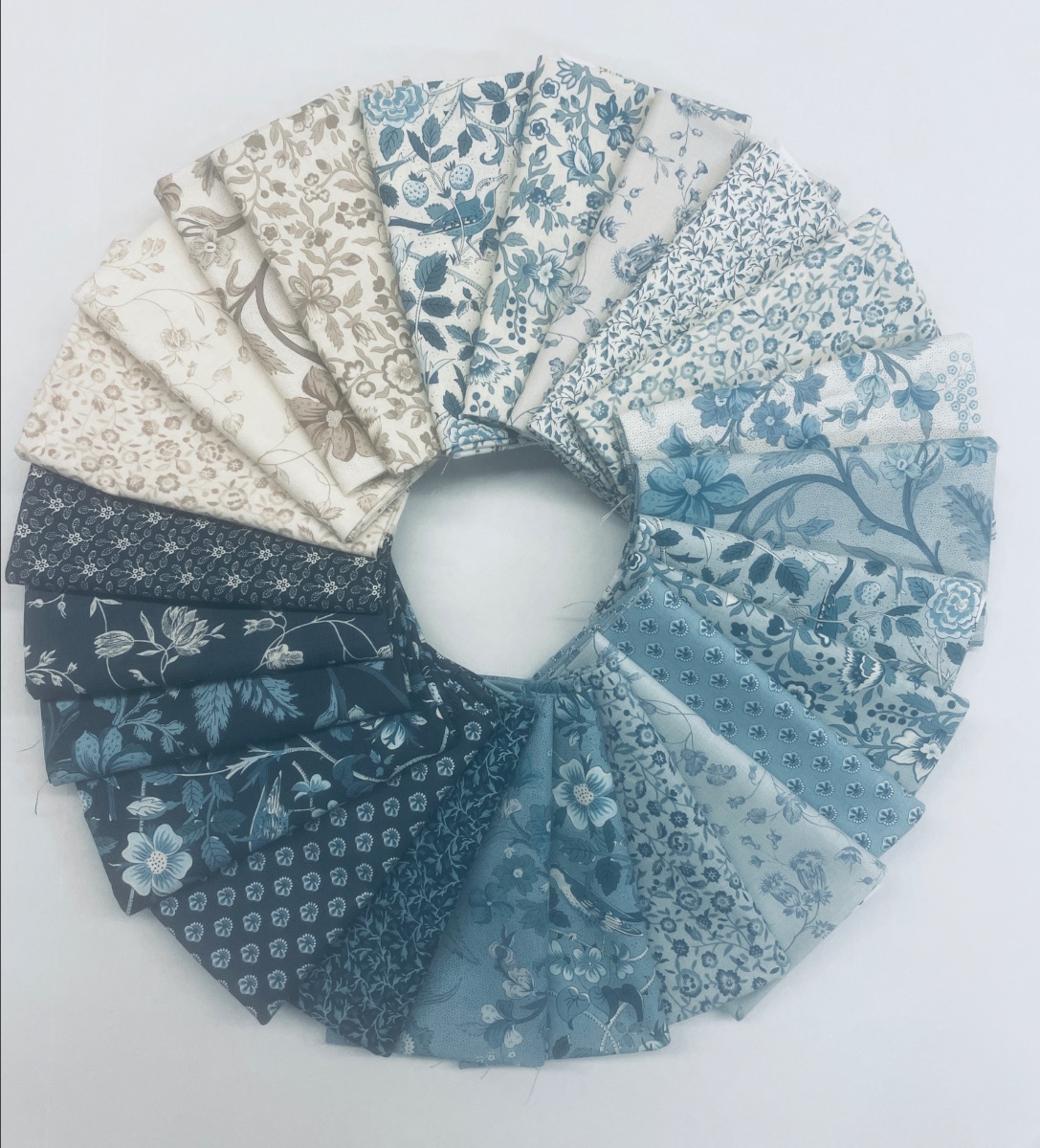 Sacre Bleu by FRENCH GENERAL & MODA - Fat Quarter Bundle - Country ...